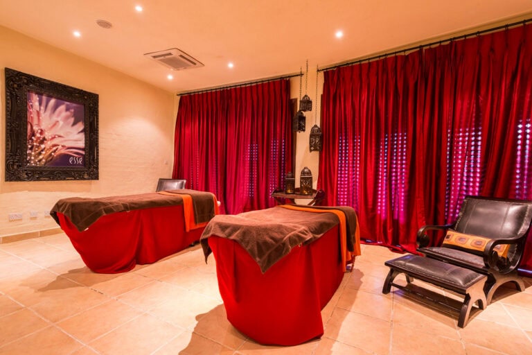 The David Livingstone Safari Lodge & Spa | Discover Africa