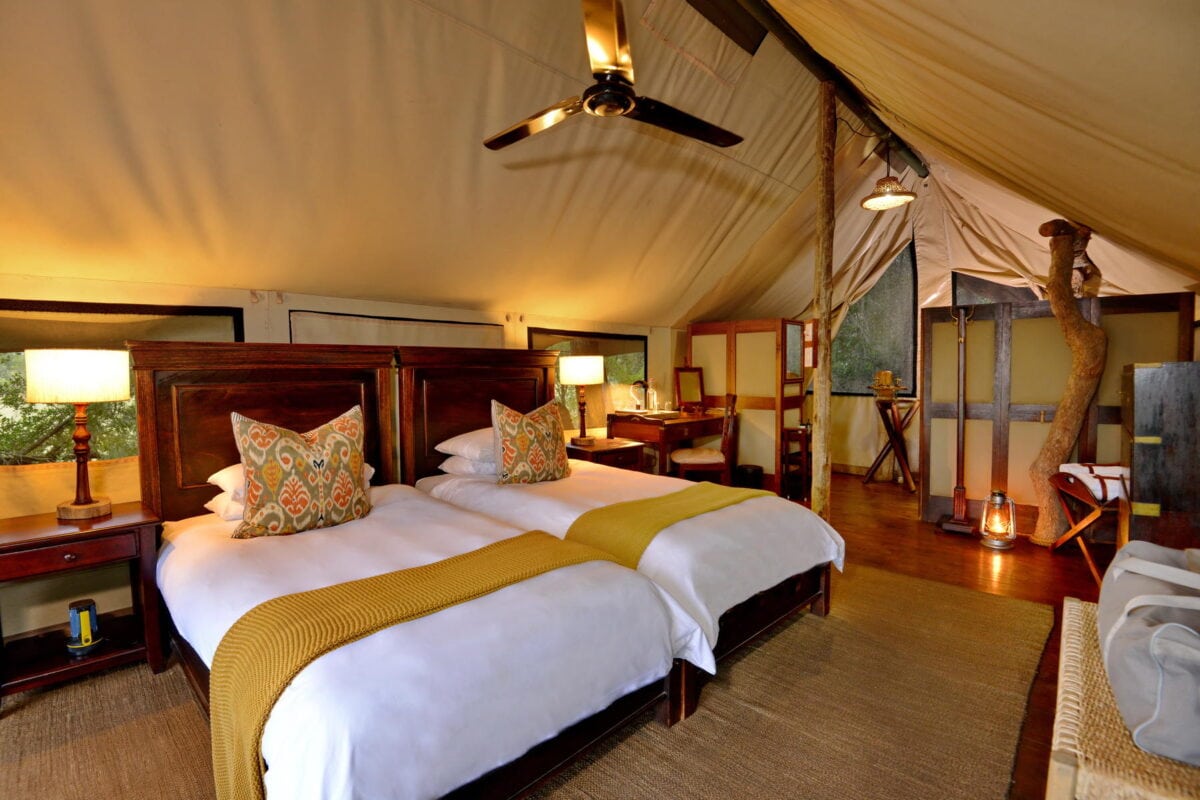 Plains Camp at Rhino Walking Safaris – Discover Africa